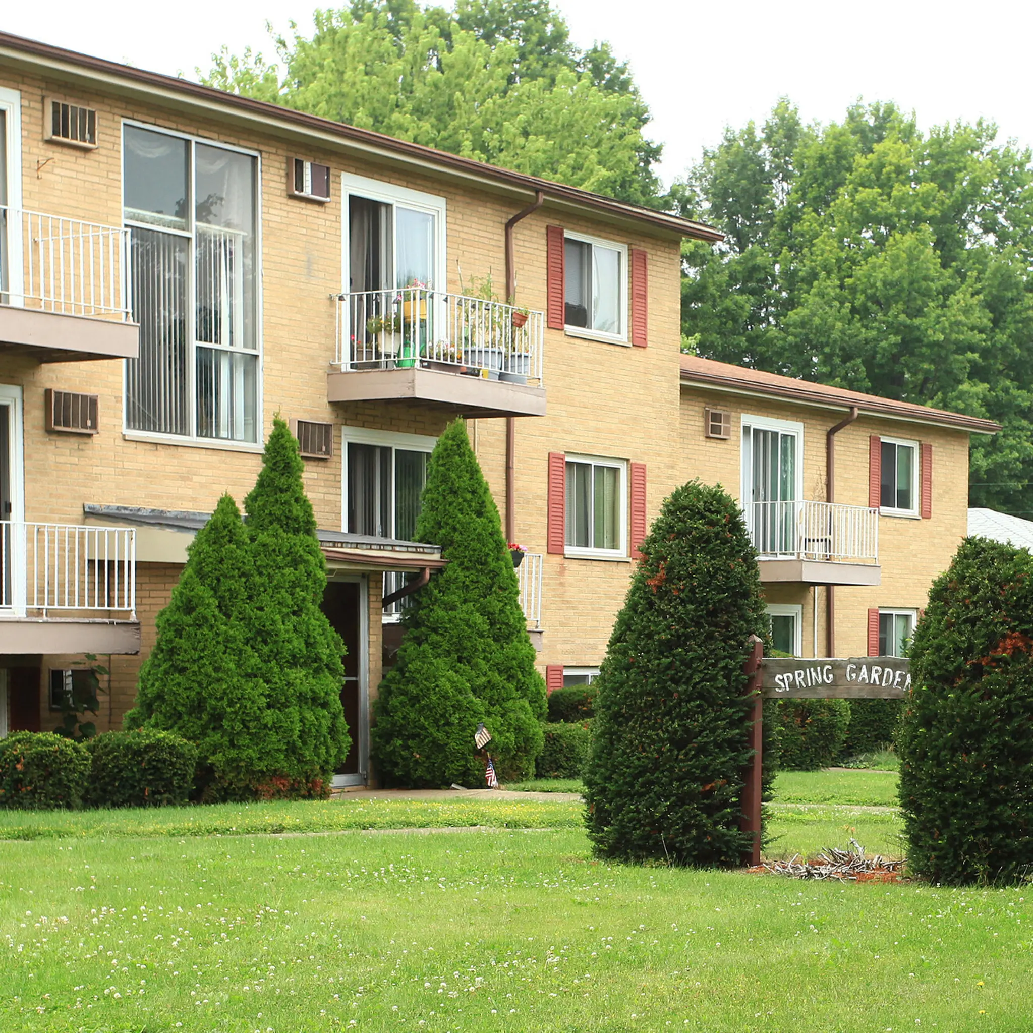 Home | Spring Gardne